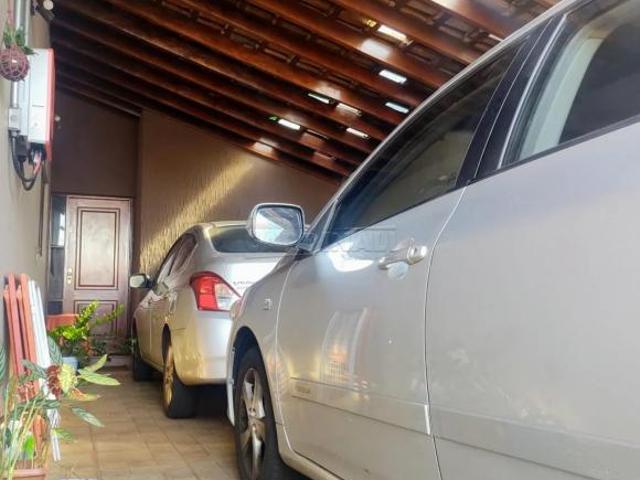 Casa para venda em Jardim Botânico de 217.00m² com 4 Quartos, 1 Suite e 2 Garagens