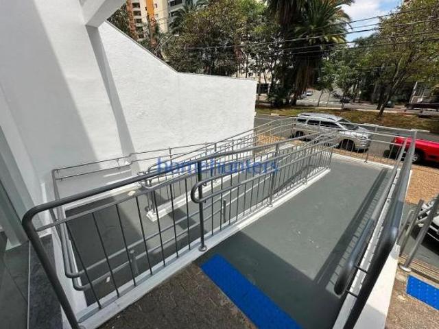 Casa para venda em Jardim Botânico de 440.00m² com 1 Quarto e 15 Garagens