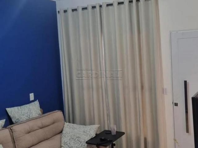 Casa para venda em Jardim Botânico de 64.00m² com 1 Quarto e 5 Garagens
