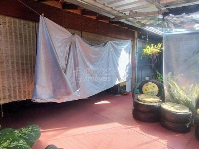 Casa para venda em Jardim Brasil vila Xavier de 117.00m² com 2 Quartos e 3 Garagens