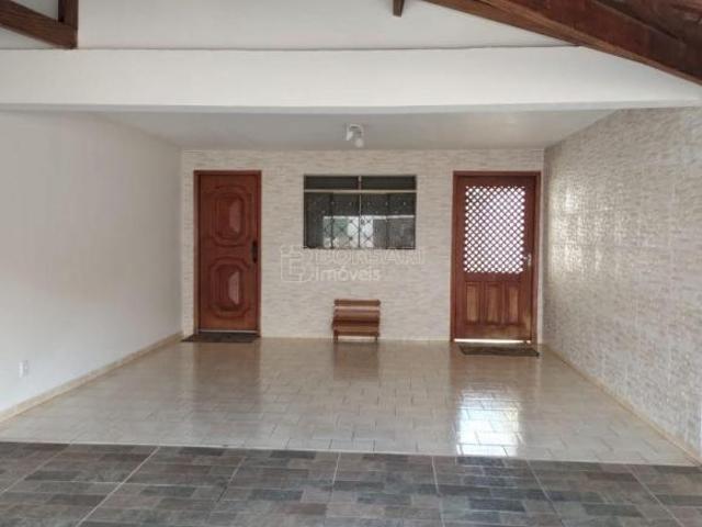 Casa para venda em Jardim Brasil vila Xavier de 235.00m² com 2 Quartos, 1 Suite e 5 Garagens