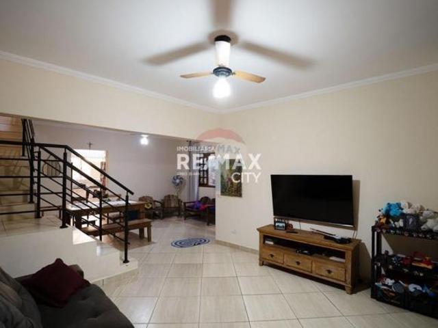 Casa para venda em Jardim Brasil de 183.00m² com 4 Quartos e 3 Garagens