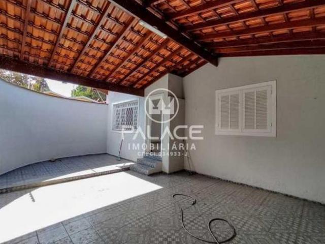Casa para venda em Jardim Brasília de 128.00m² com 2 Quartos, 1 Suite e 2 Garagens