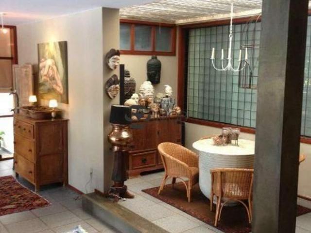 Casa para venda em Jardim Panorama de 350.00m² com 4 Quartos, 2 Suites e 4 Garagens