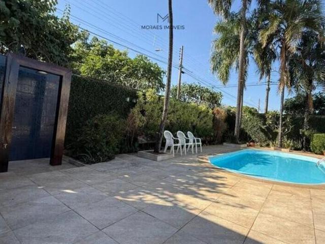 Casa para venda em Jardim Brasília de 490.00m² com 6 Quartos, 5 Suites e 15 Garagens