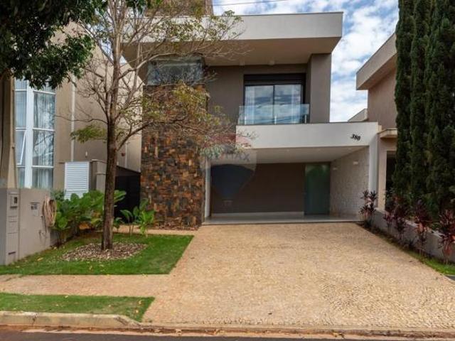 Casa para venda em Jardim Cybelli de 230.00m² com 3 Quartos e 3 Suites