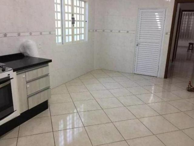 Casa para venda em Jardim Caçula de 201.00m² com 3 Quartos, 1 Suite e 2 Garagens