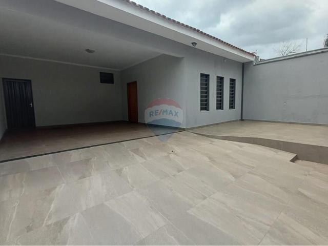 Casa para venda em Jardim Califórnia em Ribeirão Preto São Paulo de 178.00m² com 4 Quartos, 2 Suítes e 4 Garagens