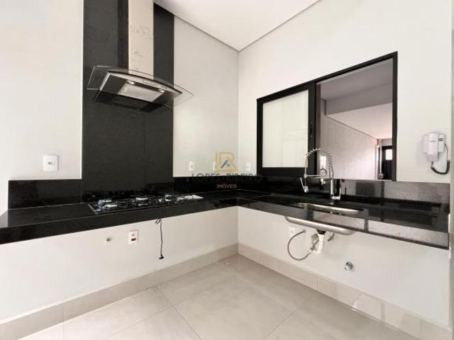 Casa para venda em Residencial Ouro Verde de 110.00m² com 3 Quartos, 1 Suite e 2 Garagens