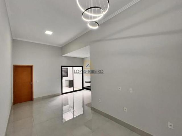 Casa para venda em Jardim Cambuí de 110.00m² com 3 Quartos, 1 Suite e 2 Garagens