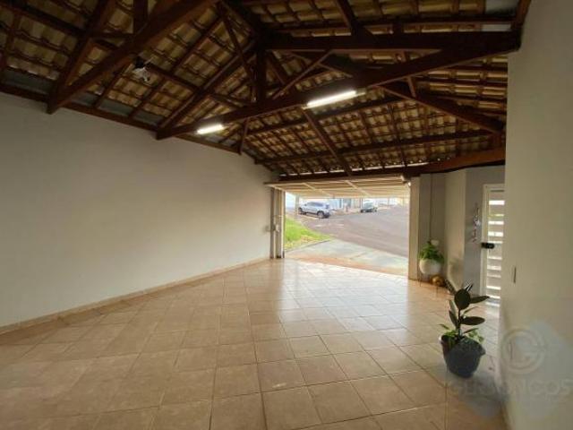 Casa para venda em Jardim Cambuí de 158.00m² com 3 Quartos, 1 Suite e 4 Garagens