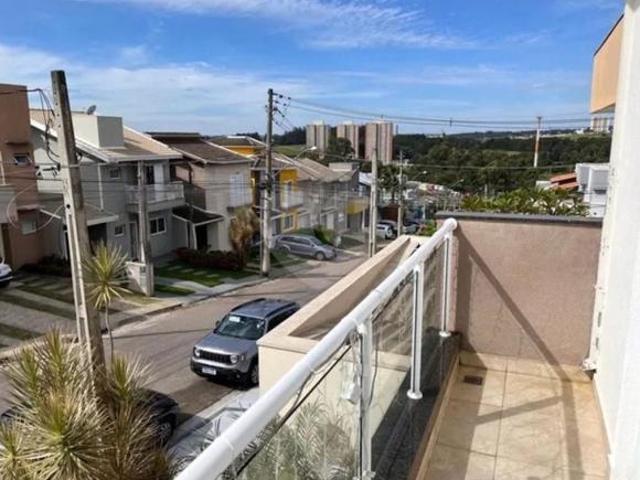 Casa para venda em Jardim Carolina de 145.00m² com 3 Quartos, 1 Suite e 3 Garagens