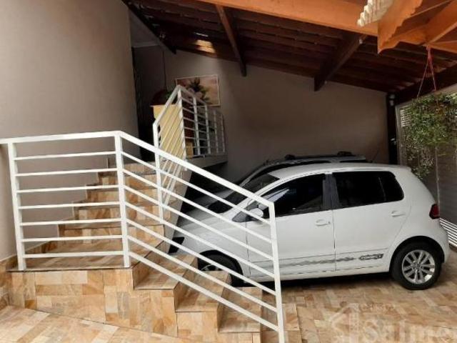 Casa para venda em Jardim Carlos Gomes de 176.00m² com 2 Quartos, 1 Suite e 4 Garagens