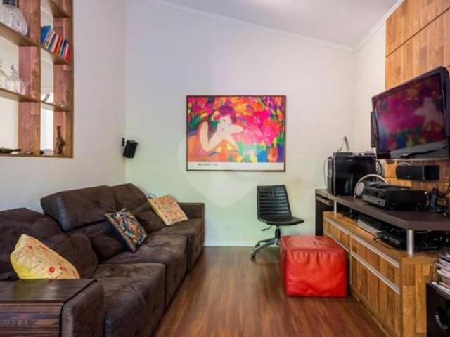 Casa para venda em Jardim Celeste de 430.00m² com 3 Quartos, 3 Suites e 8 Garagens