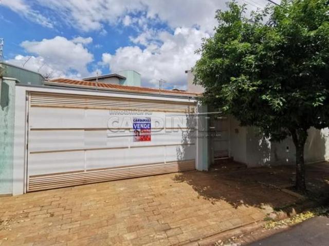 Casa para venda em Jardim Celiamar de 300.00m² com 3 Quartos, 1 Suite e 3 Garagens