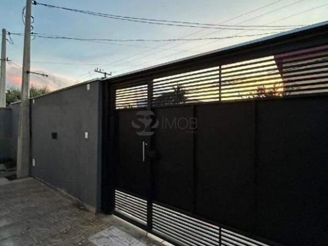 Casa para venda em Jardim Centenário de 174.00m² com 4 Quartos, 1 Suite e 5 Garagens