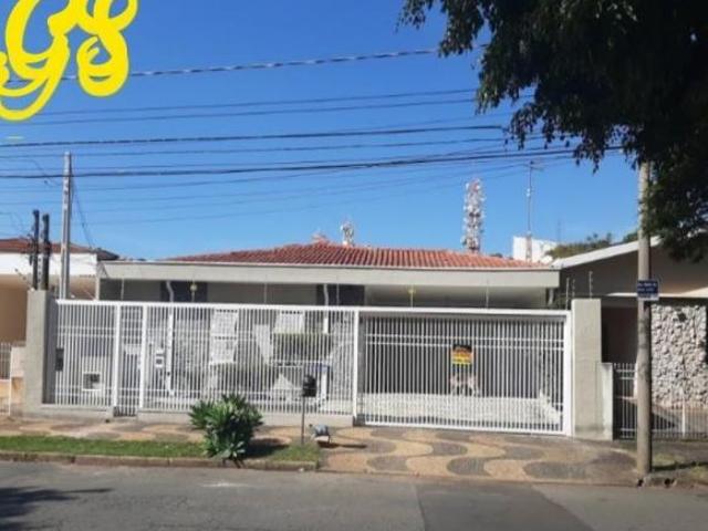 Casa para venda em Jardim Chapadão de 175.50m² com 3 Quartos, 1 Suite e 4 Garagens