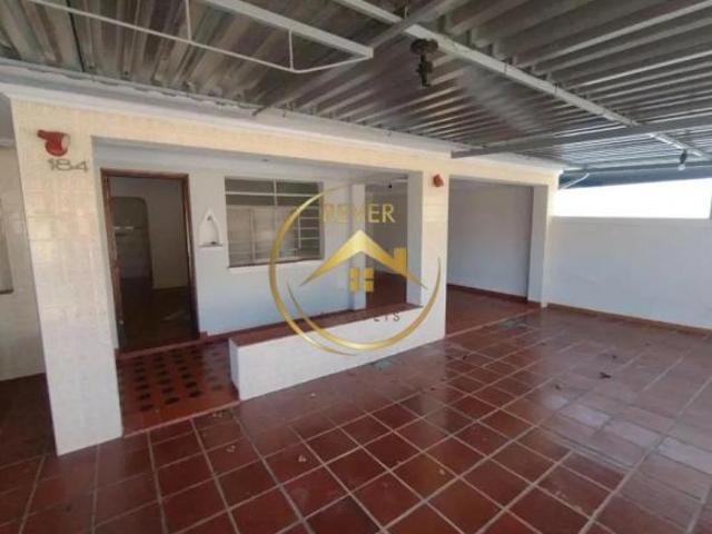 Casa para venda em Jardim Chapadão de 190.00m² com 2 Quartos e 3 Garagens