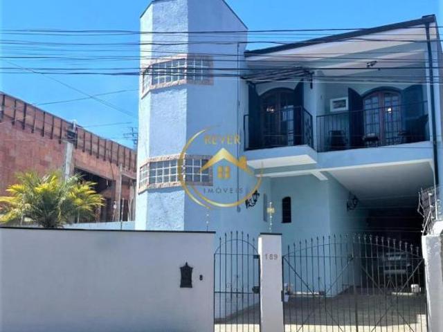 Casa para venda em Jardim Chapadão de 321.00m² com 3 Quartos, 1 Suite e 4 Garagens