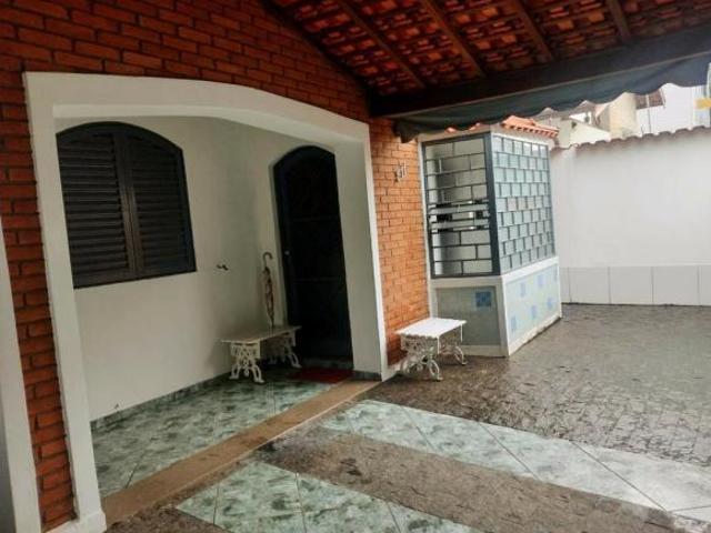 Casa para venda em Jardim Chapadão de 96.00m² com 3 Quartos, 1 Suite e 2 Garagens
