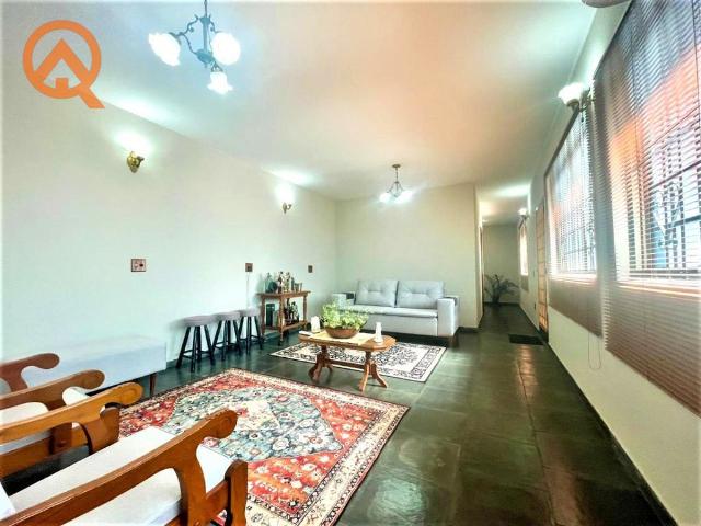 Casa para venda em Jardim Chapadão em Campinas São Paulo de 300.00m² com 3 Quartos, 1 Suíte e 4 Garagens