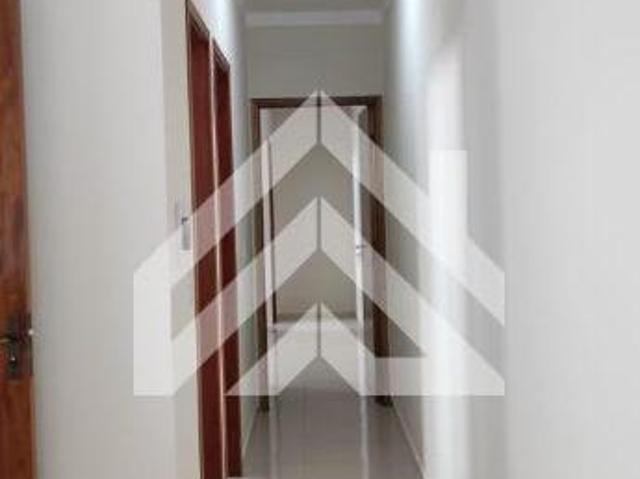 Casa para venda em Jardim Cherveson de 100.00m² com 2 Quartos, 1 Suite e 2 Garagens