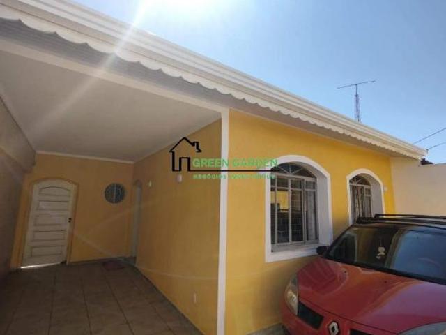 Casa para venda em Jardim Cica de 140.00m² com 3 Quartos, 1 Suite e 2 Garagens