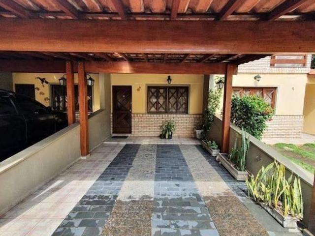 Casa para venda em Jardim Cocaia de 110.00m² com 2 Quartos, 2 Suites e 2 Garagens
