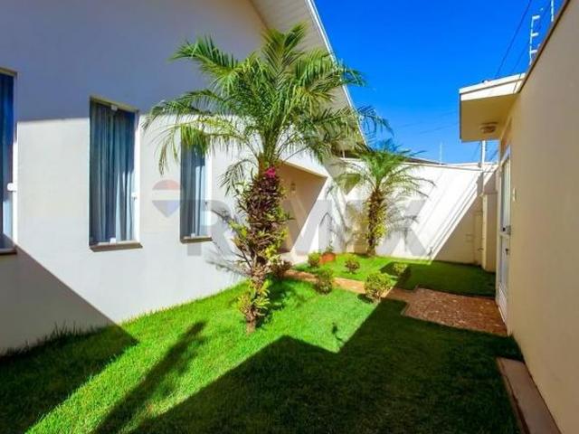 Casa para venda em Jardim Coloninha Cláudia de 166.00m² com 4 Quartos e 2 Garagens