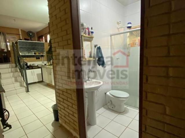 Casa para venda em Jardim Continental de 102.00m² com 2 Quartos, 1 Suite e 2 Garagens