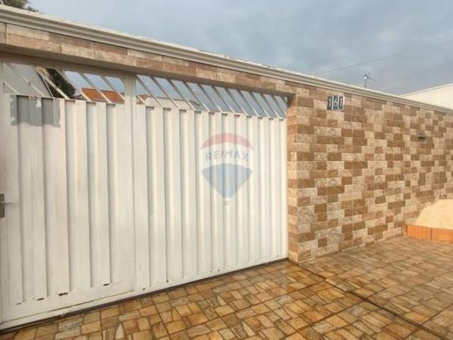 Casa para venda em Jardim Cristina de 145.00m² com 3 Quartos, 1 Suite e 2 Garagens