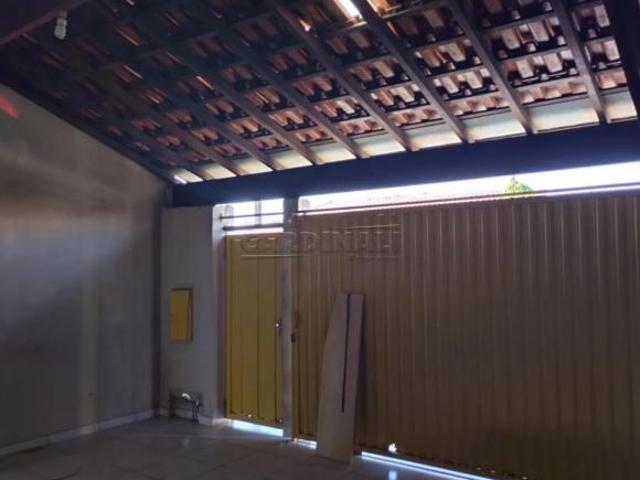Casa para venda em Jardim Cruzado de 167.00m² com 3 Quartos e 2 Garagens