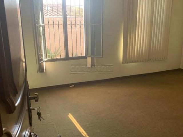 Casa para venda em Jardim Cruzeiro Do Sul de 181.00m² com 2 Quartos, 1 Suite e 2 Garagens