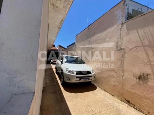 Casa para venda em Jardim Cruzeiro Do Sul de 181.00m² com 3 Quartos, 1 Suite e 5 Garagens