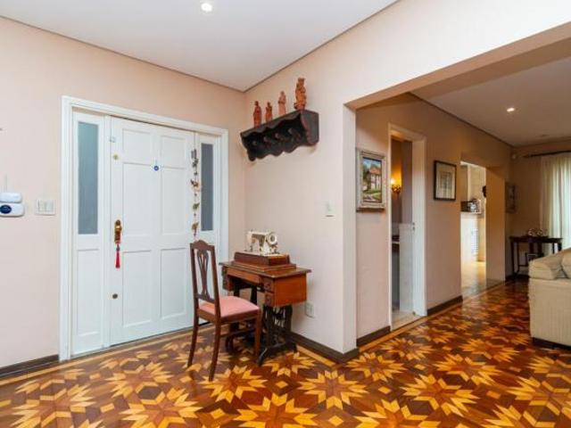 Casa para venda em Jardim da Saúde com 3 quartos, sendo 1 suíte, 350m²