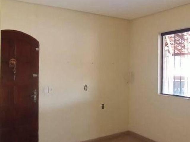 Casa para venda em Jardim Das Tulipas de 235.00m² com 3 Quartos, 1 Suite e 6 Garagens