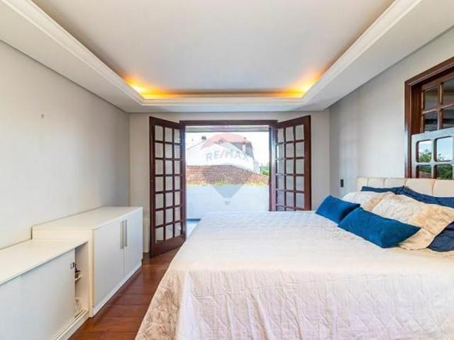 Casa para venda em Jardim Das Américas de 446.27m² com 6 Quartos, 2 Suites e 9 Garagens