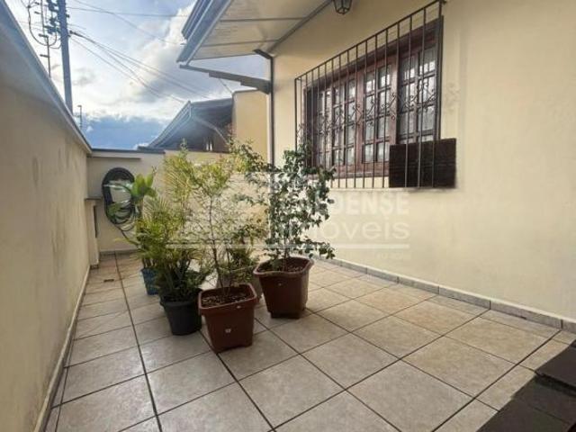 Casa para venda em Jardim das Azaléias, Poços de Caldas