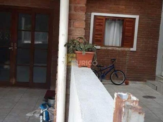 Casa para venda em JARDIM DAS FIGUEIRAS de 200.00m² com 5 Quartos e 2 Garagens