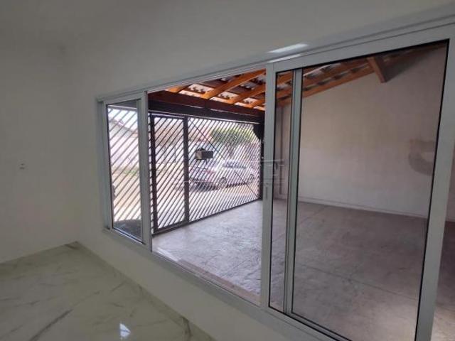 Casa para venda em Jardim Das Flores de 253.00m² com 2 Quartos, 2 Suites e 2 Garagens