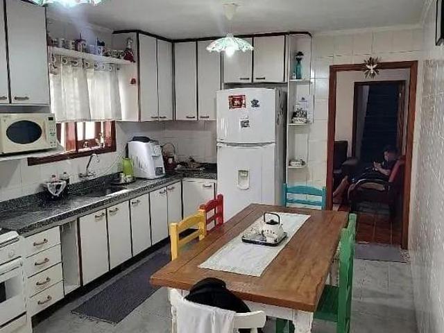Casa para venda em Jardim Das Nações de 200.00m² com 3 Quartos, 1 Suite e 1 Garagem