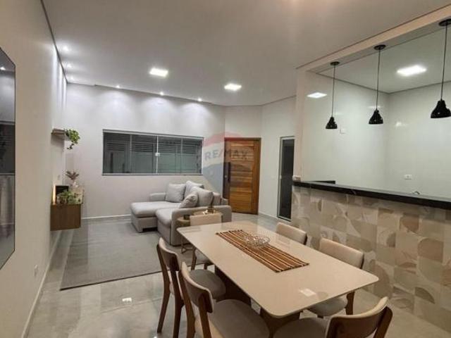 Casa para venda em Jardim Das Orquídeas de 137.00m² com 3 Quartos, 1 Suite e 2 Garagens