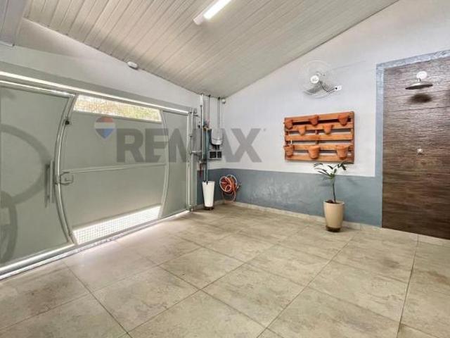 Casa para venda em Jardim Das Orquídeas de 207.00m² com 3 Quartos, 1 Suite e 1 Garagem