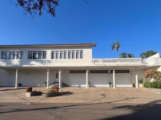 Casa para venda em Jardim Das Paineiras de 630.00m² com 4 Quartos e 4 Suites