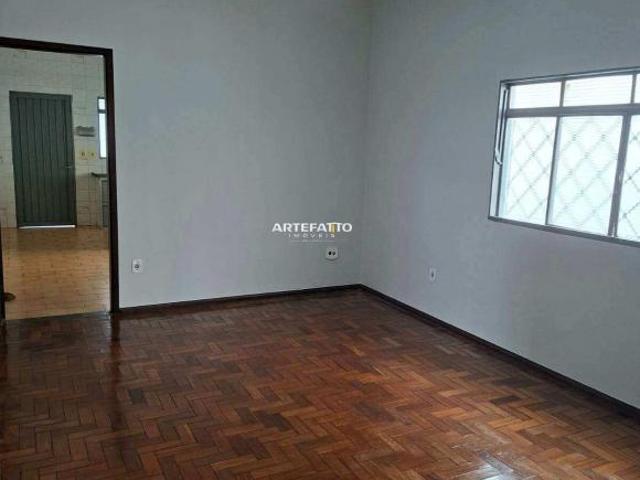 Casa para venda em Jardim Das Palmeiras de 189.00m² com 3 Quartos e 3 Garagens