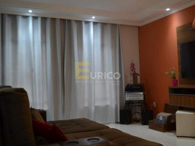 Casa para venda em JARDIM DAS PALMEIRAS de 234.00m² com 4 Quartos, 1 Suite e 2 Garagens