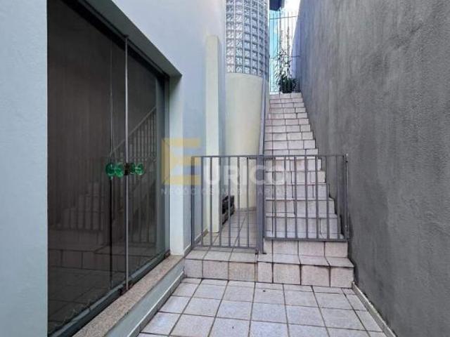 Casa para venda em JARDIM DAS SAMAMBAIAS de 304.00m² com 3 Quartos e 1 Suite