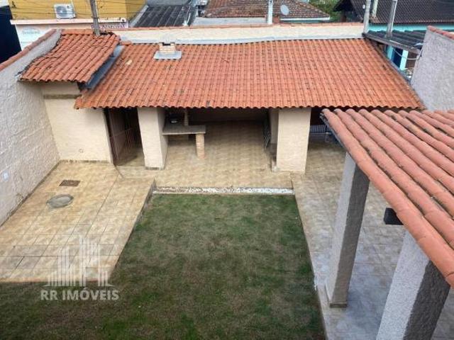 Casa para venda em Jardim Deghi de 169.00m² com 2 Quartos, 1 Suite e 4 Garagens