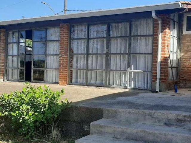 Casa para venda em Jardim Deghi de 70.00m² com 2 Quartos e 3 Garagens