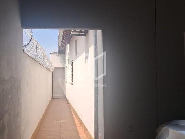 Casa para venda em Jardim Do Carmo de 124.00m² com 3 Quartos e 2 Garagens